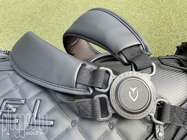 Vessel Player III Carbon Black Golf Bag Review - Plugged In Golf