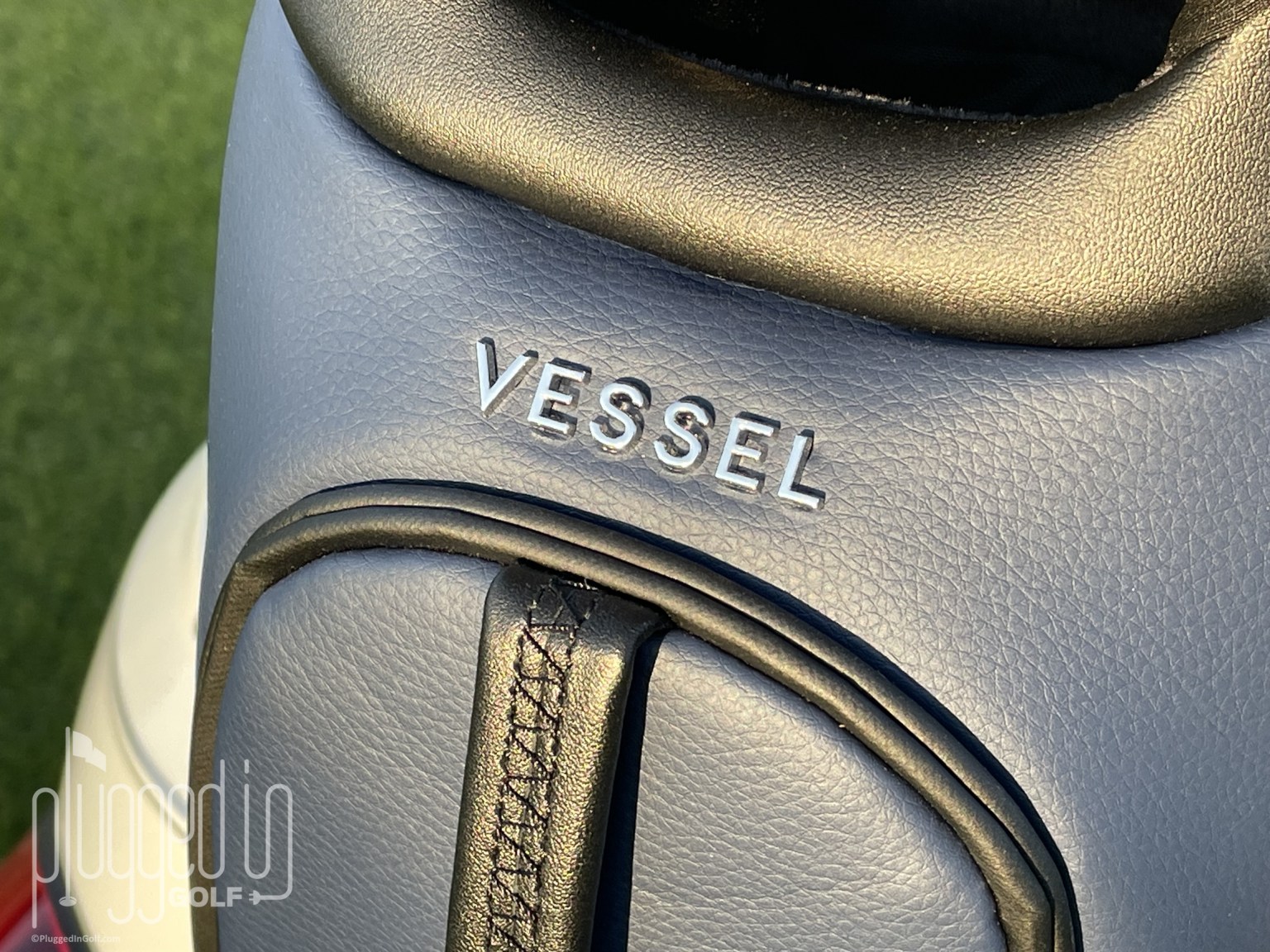 VESSEL Lux Cart II Golf Bag Review - Plugged In Golf